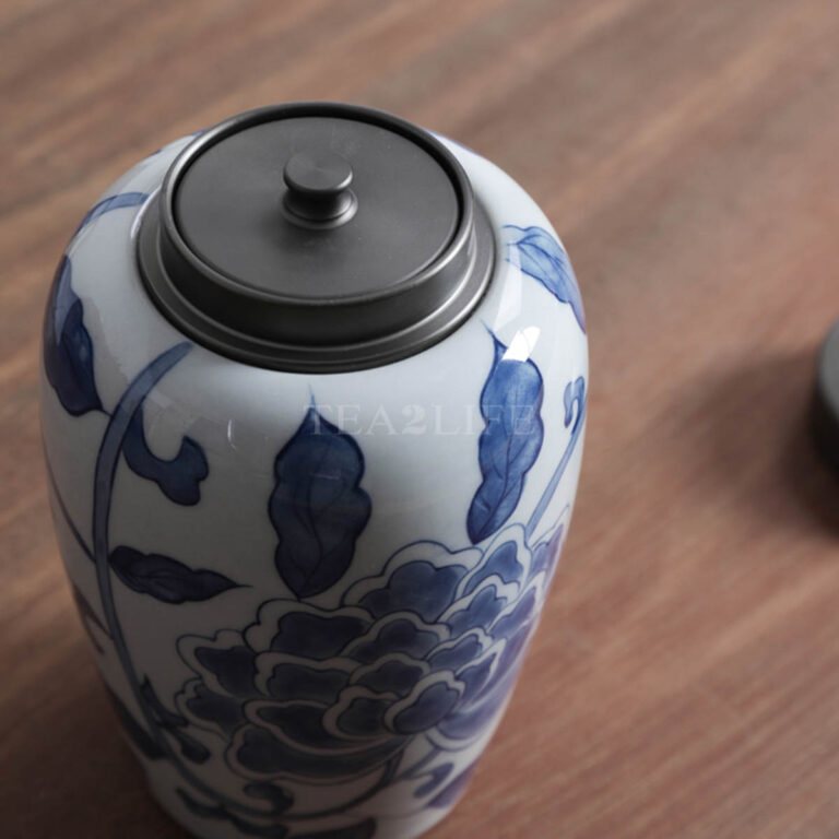 Tall Hand-painted Blue and White Porcelain Tea Caddy - Tea2Life