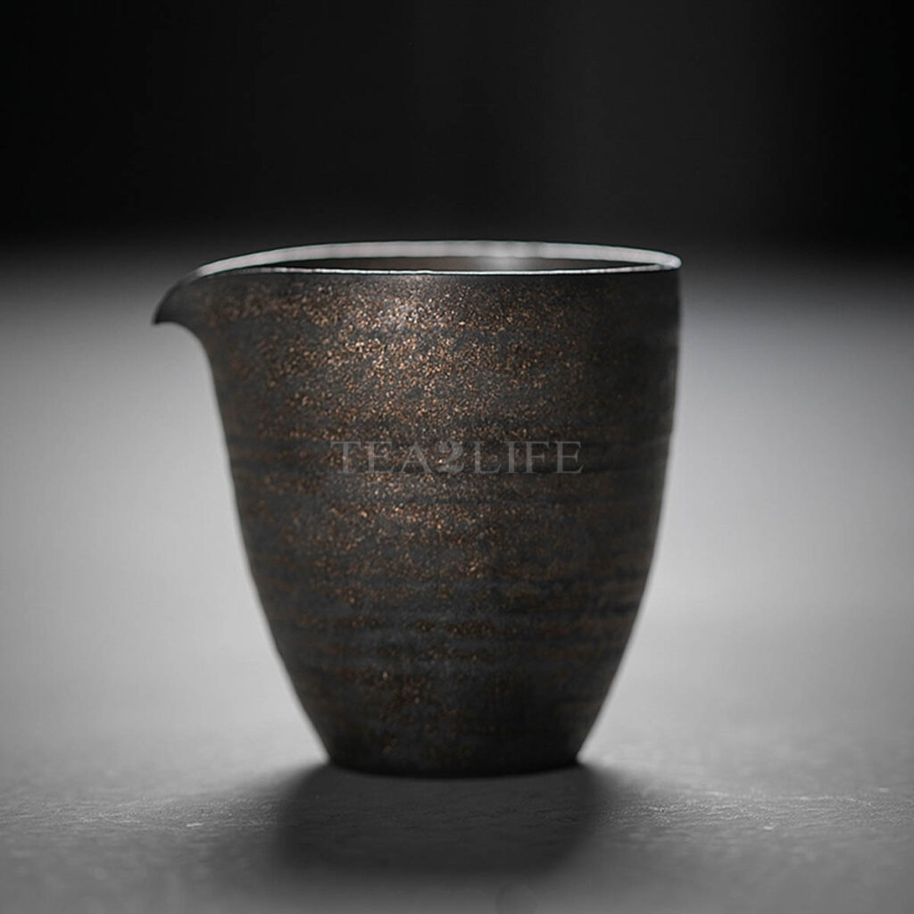 Iron-glazed Gilt Ceramic Fairness Cup - Tea2Life
